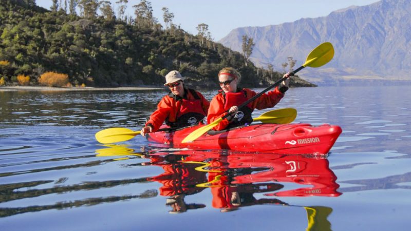 Queenstown's Guided Kayak & SUP Tours on stunning Moke Lake