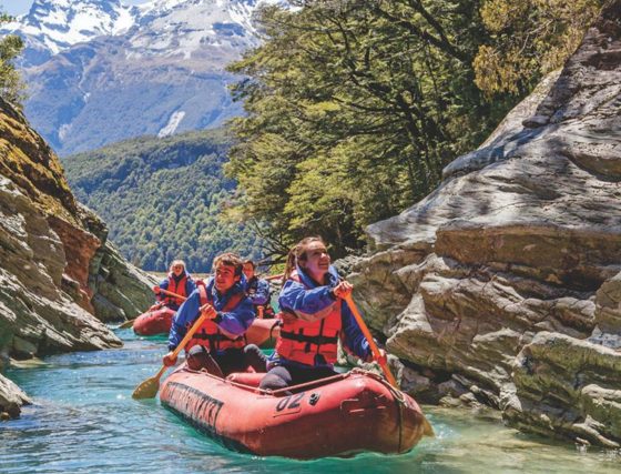 Funyak Dart River Safaris Glenorchy - Jet Boat & Funyak