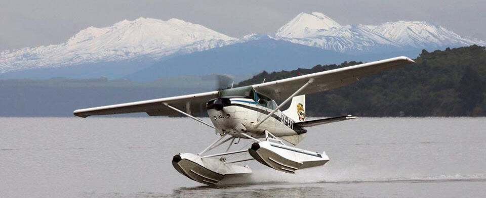 Taupo floatplane Scenic flights by floatplane over Lake Taupo